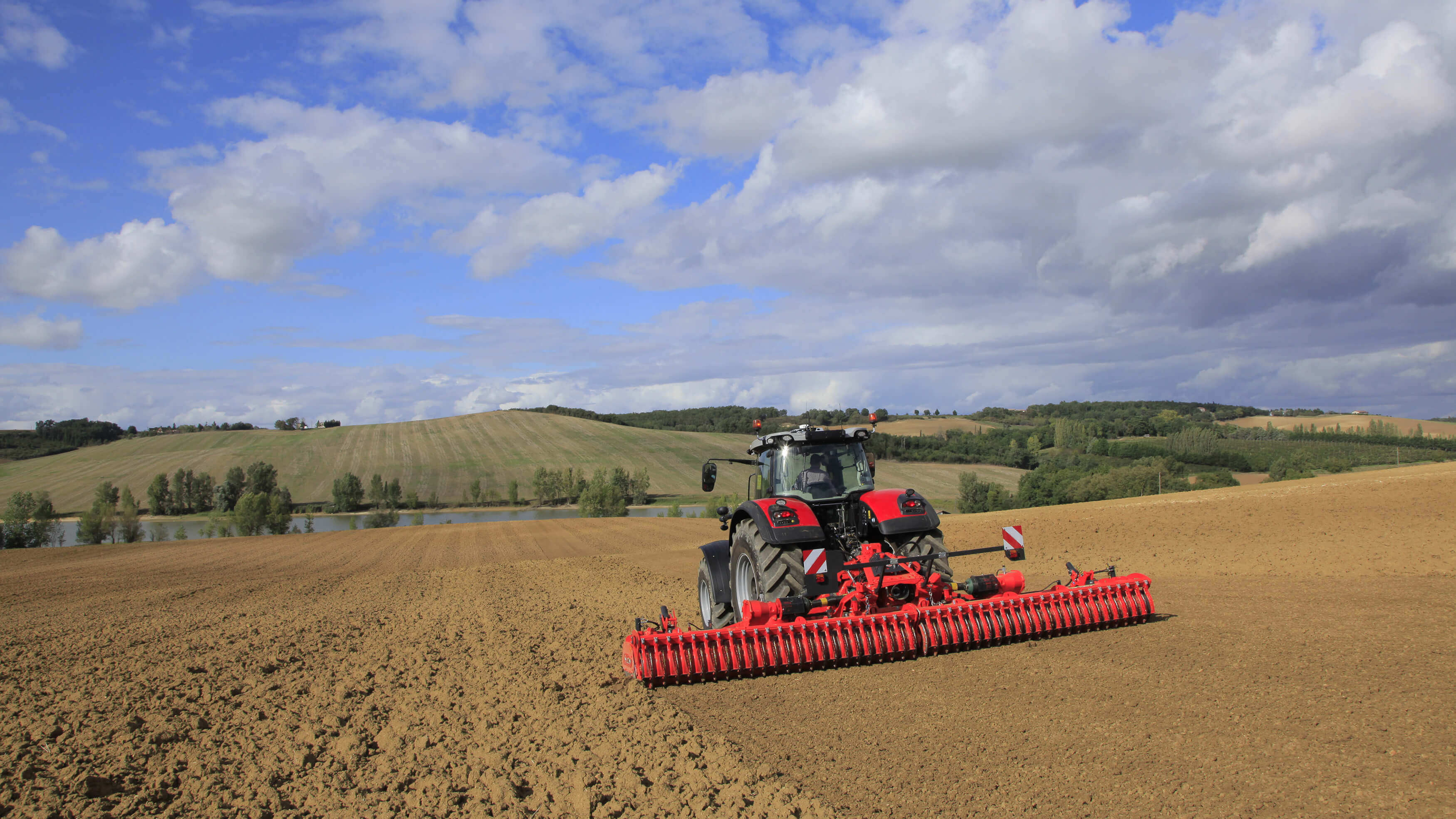 Power Harrows | KUHN farm machinery