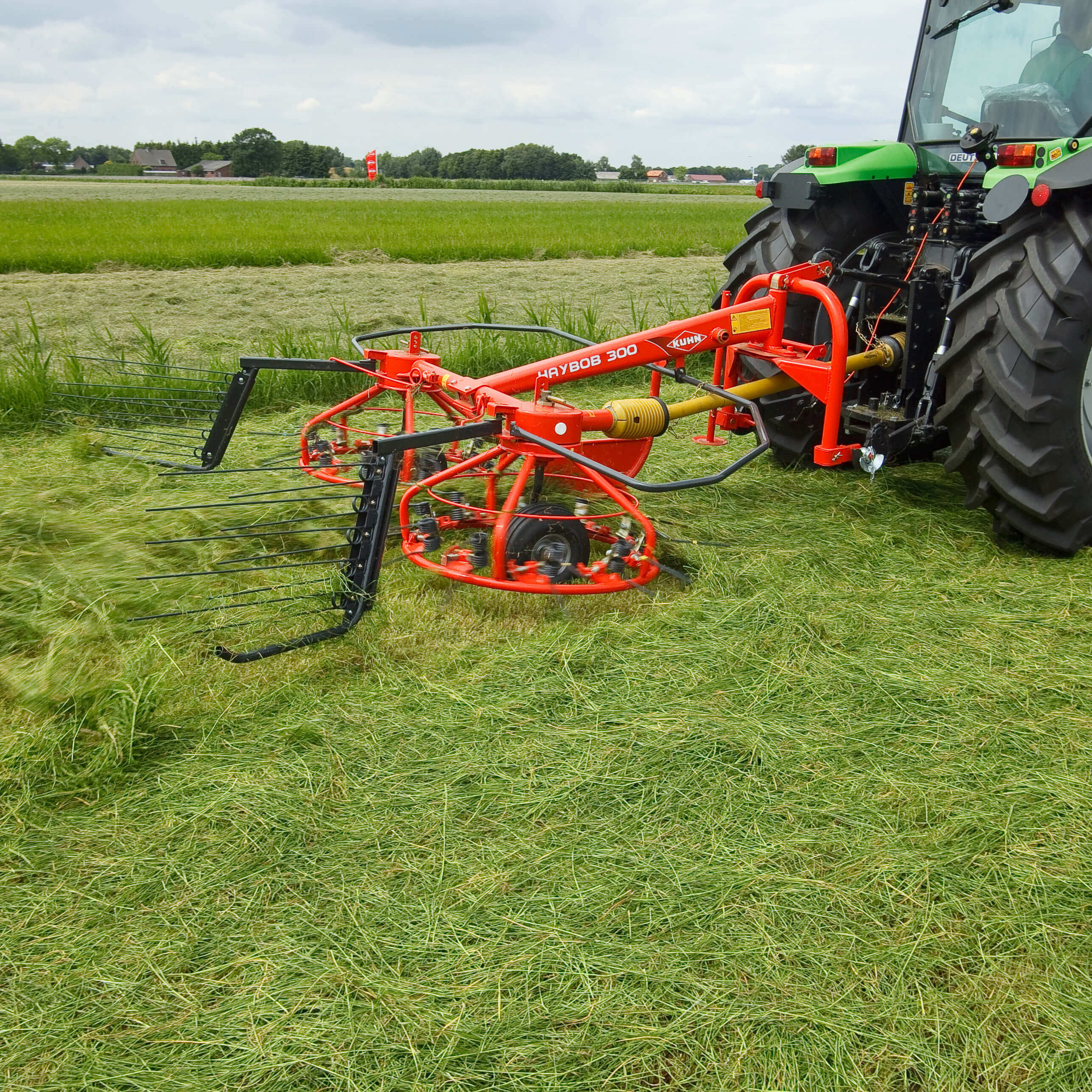 Tedder-Rake Combinations | KUHN farm machinery