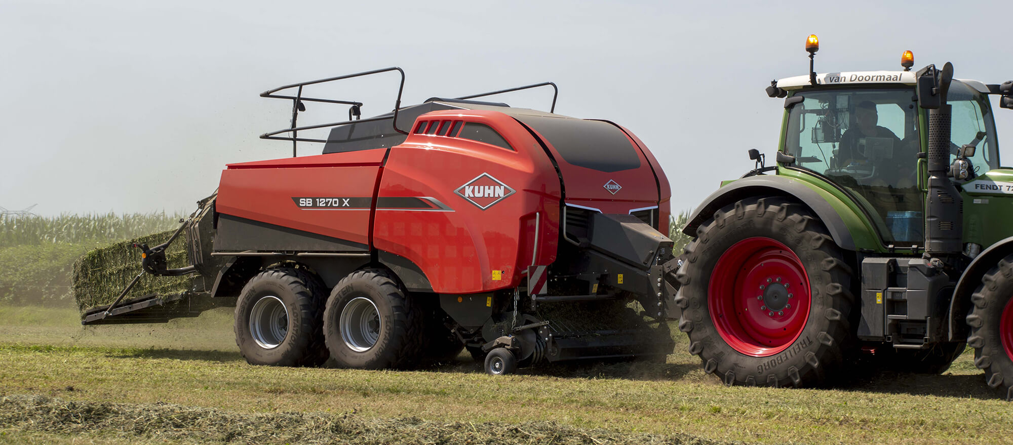 Large Square Balers SB 1270 X | KUHN farm machinery