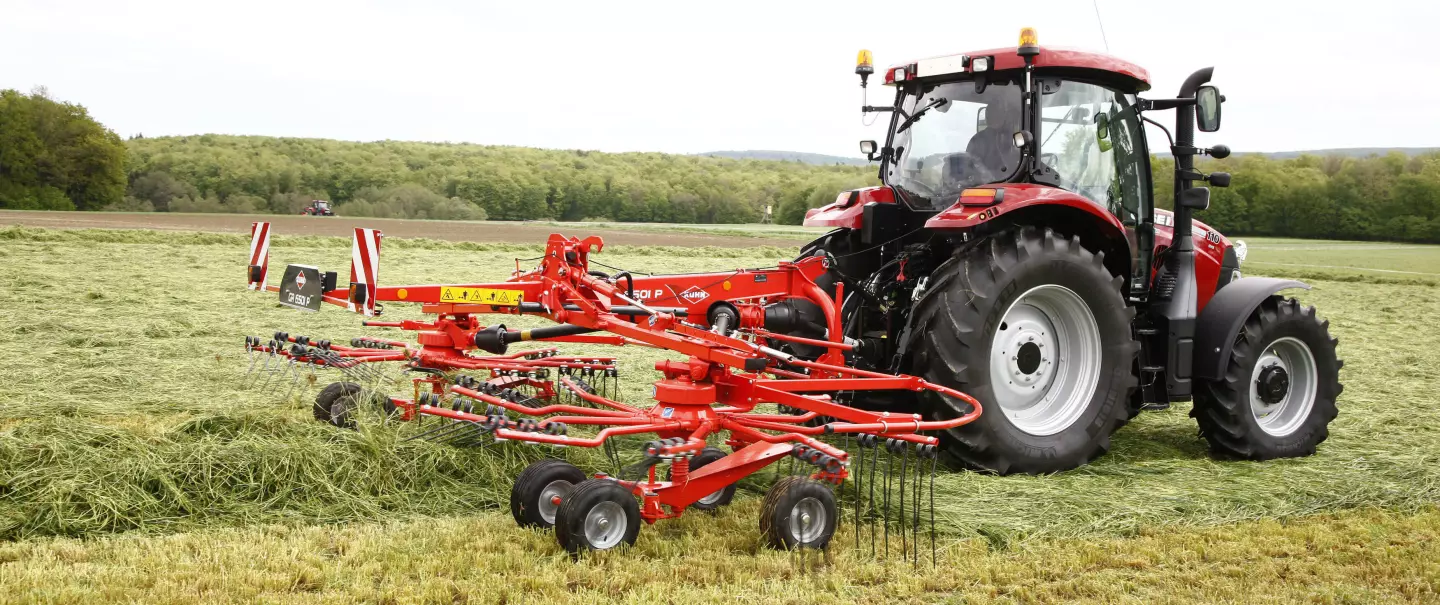 Twin-rotor rakes GA 1001 P | KUHN farm machinery