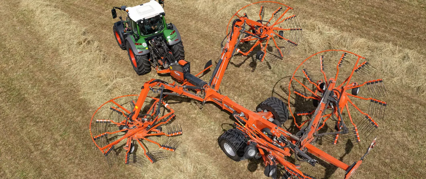 Four-rotor rakes GA 10231 | KUHN farm machinery