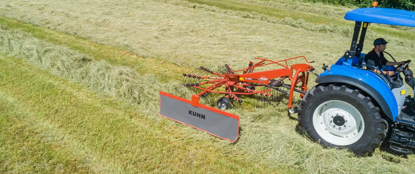 Single rotor rakes GA 1001 | KUHN farm machinery